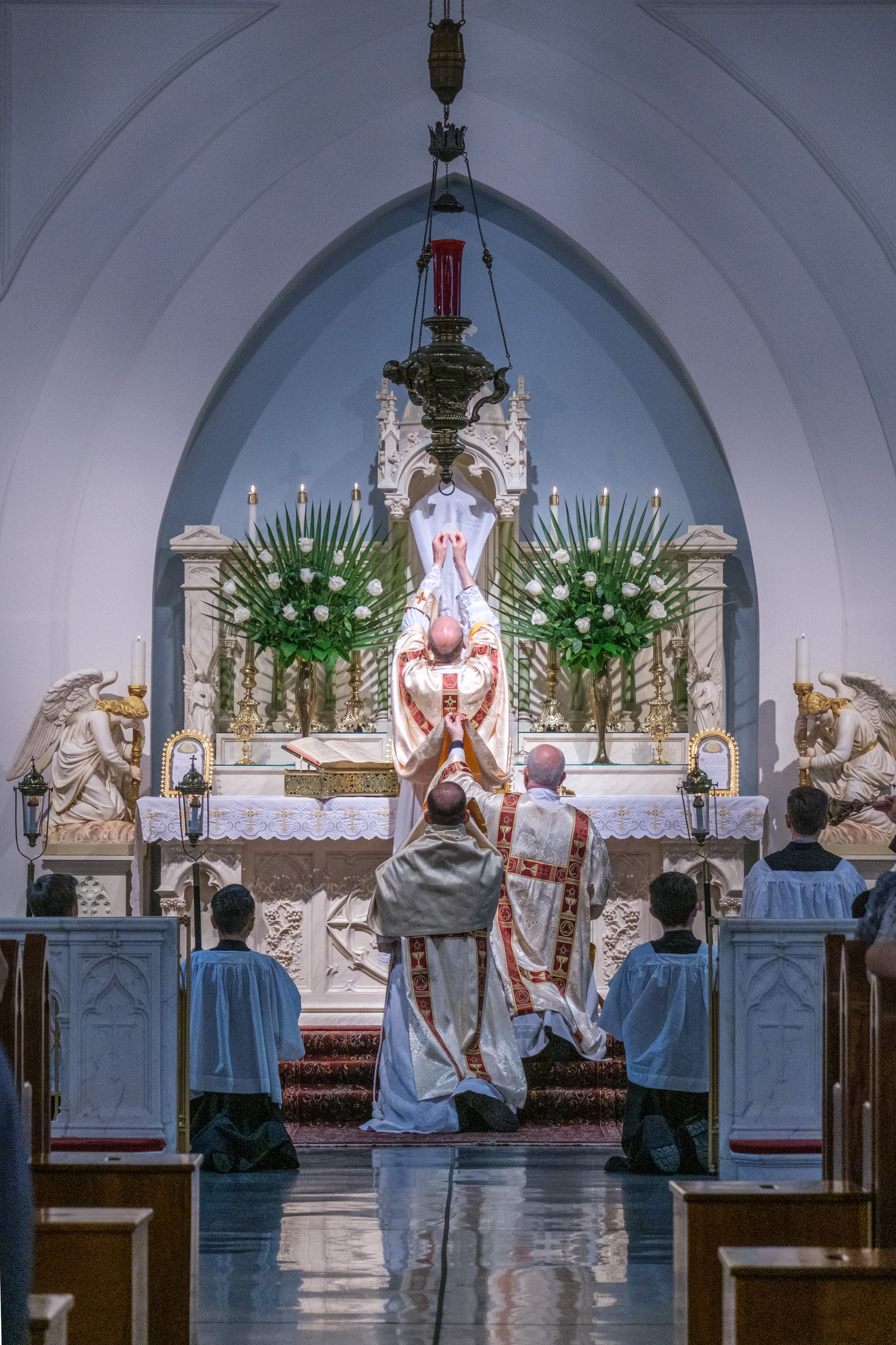 Consecration and Elevation on Holy Thursday, Latin Mass, 2023 (Saint ...